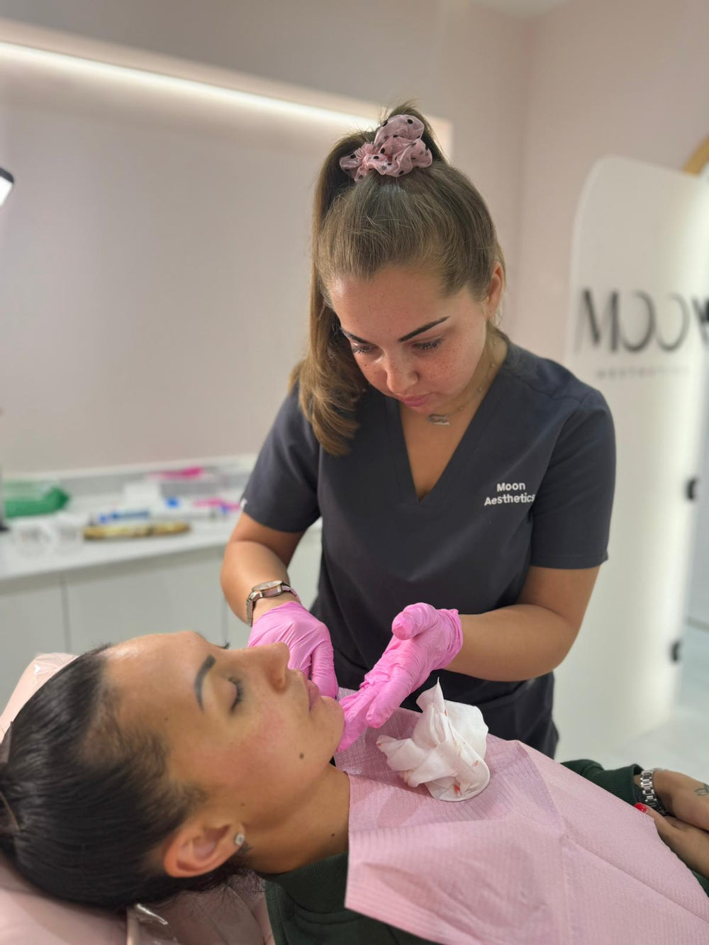 Aesthetics Training Courses in UK - Moon Academy